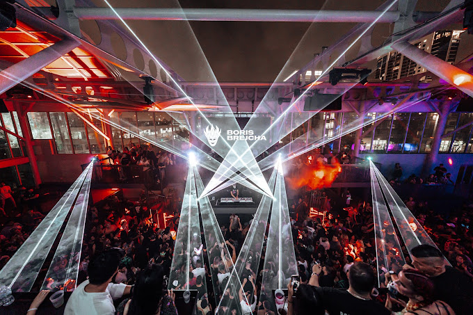 RISE ROOFTOP MUSIC HALL – Houston Diwali