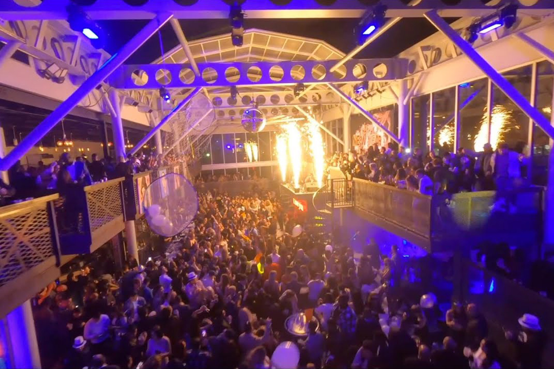 RISE ROOFTOP MUSIC HALL – Houston Diwali